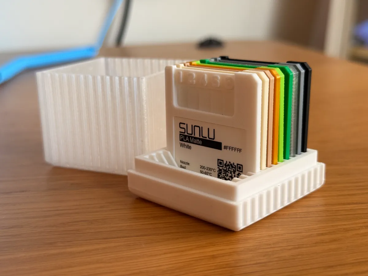 Floppy Samples - Basic Container - Free 3D Print Model - MakerWorld