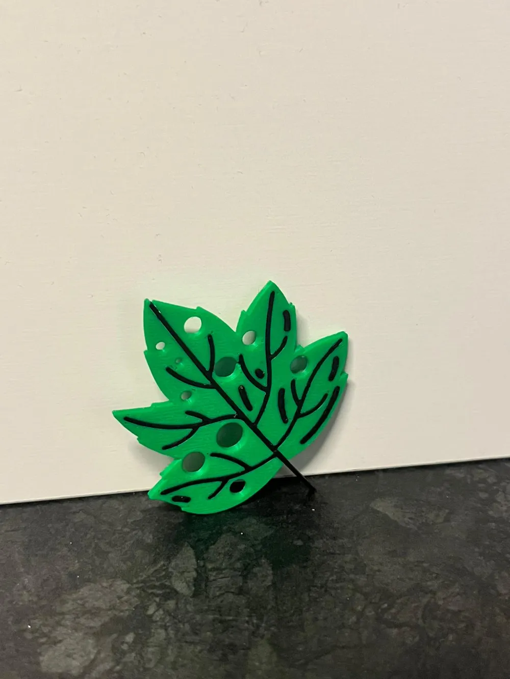 Ergonomic Herb Stripper – Leaf Design - Free 3D Print Model - MakerWorld