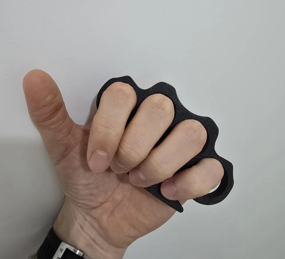 Ergo Brass Knuckles (Ergonomic Brass Knuckles) - Free 3D Print Model ...