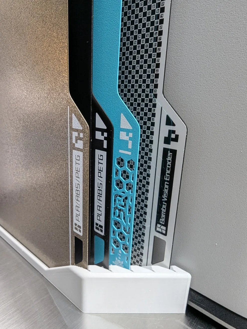 Slim Build Plate Holder H2 Series - Free 3D Print Model - MakerWorld