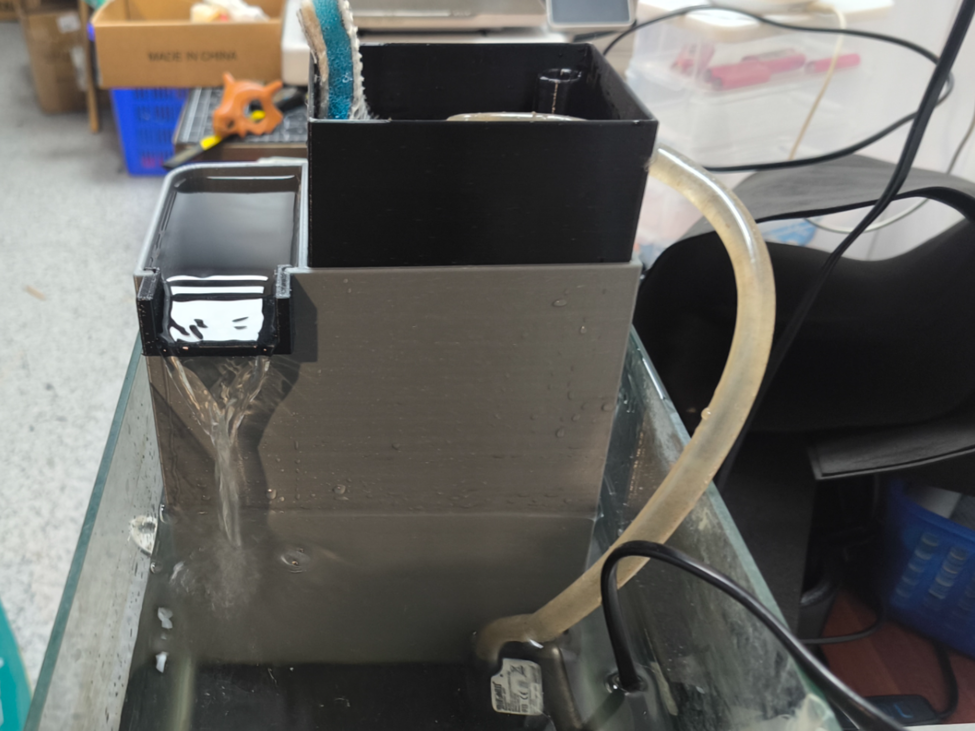 Fish Tank Side Filter by 晨光光 MakerWorld: Download Free 3D Models