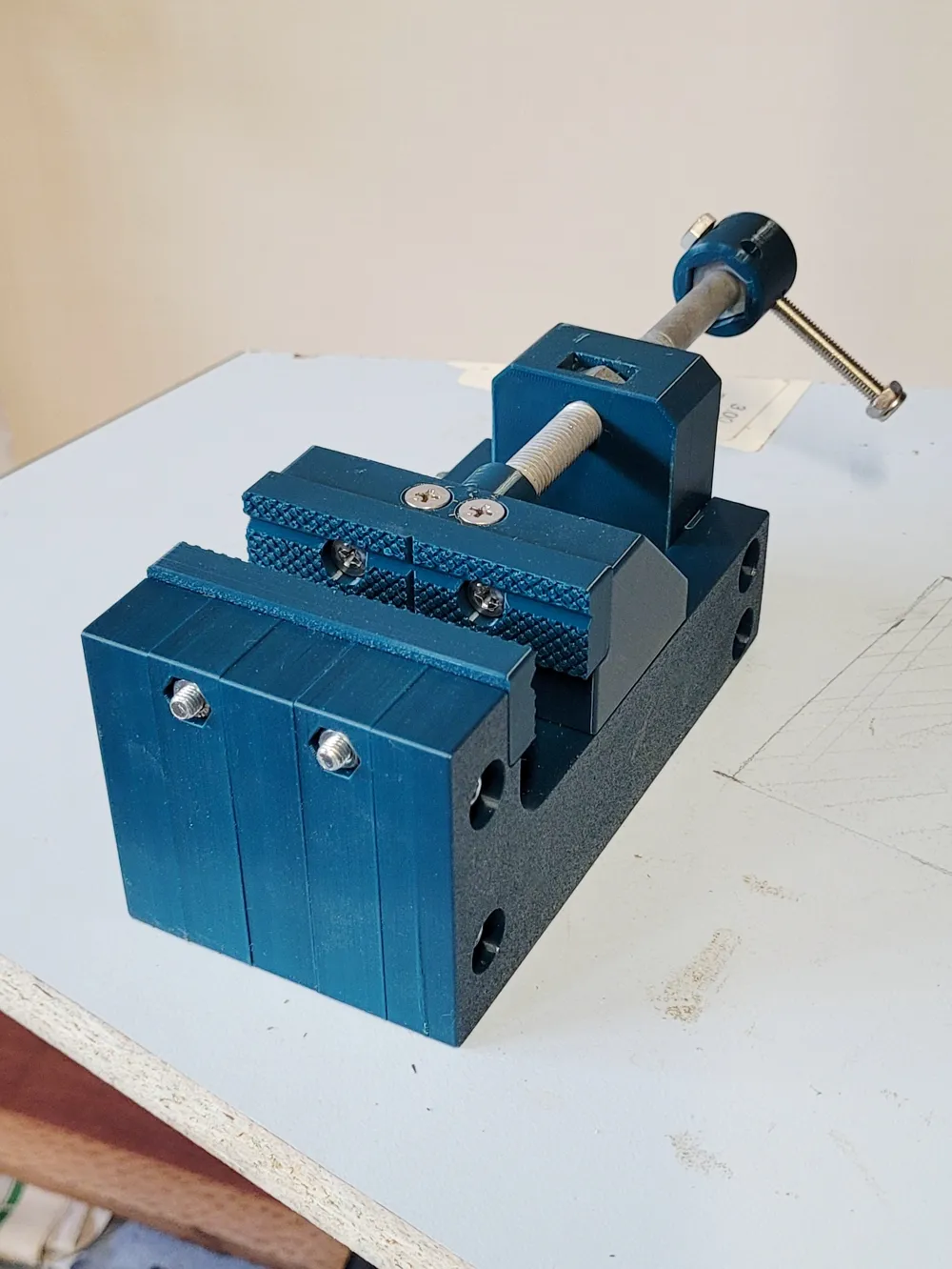 Machine Vice - Free 3D Print Model - MakerWorld