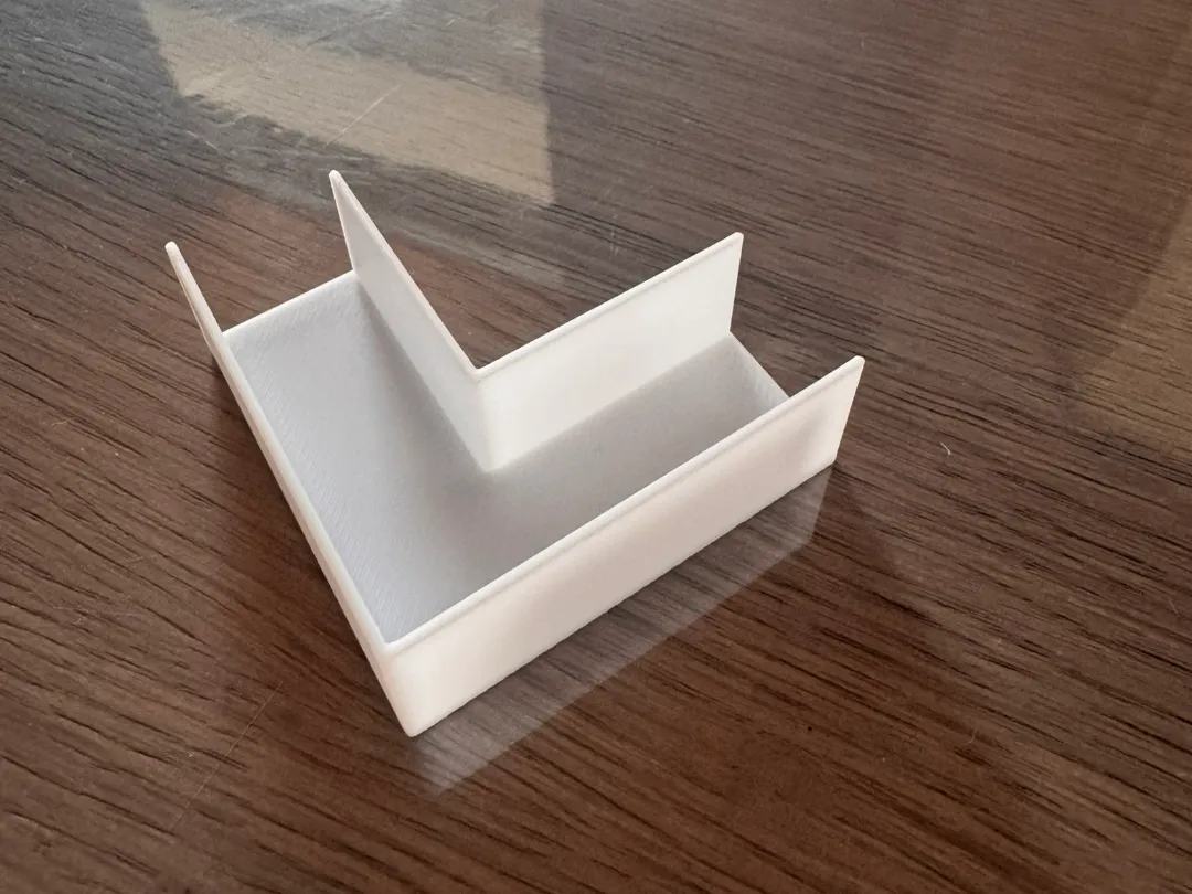 16mm×16mmケーブルダクトコーナーカバー90° 作成者： NodeJ3D MakerWorld：無料3Dモデルをダウンロード