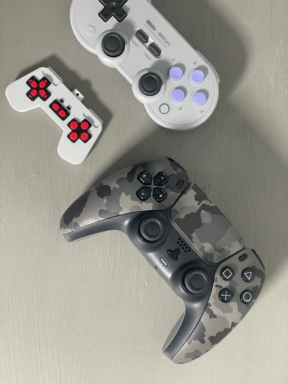 Video Game Controller Christmas tree ornament by FireDragon3D - MakerWorld