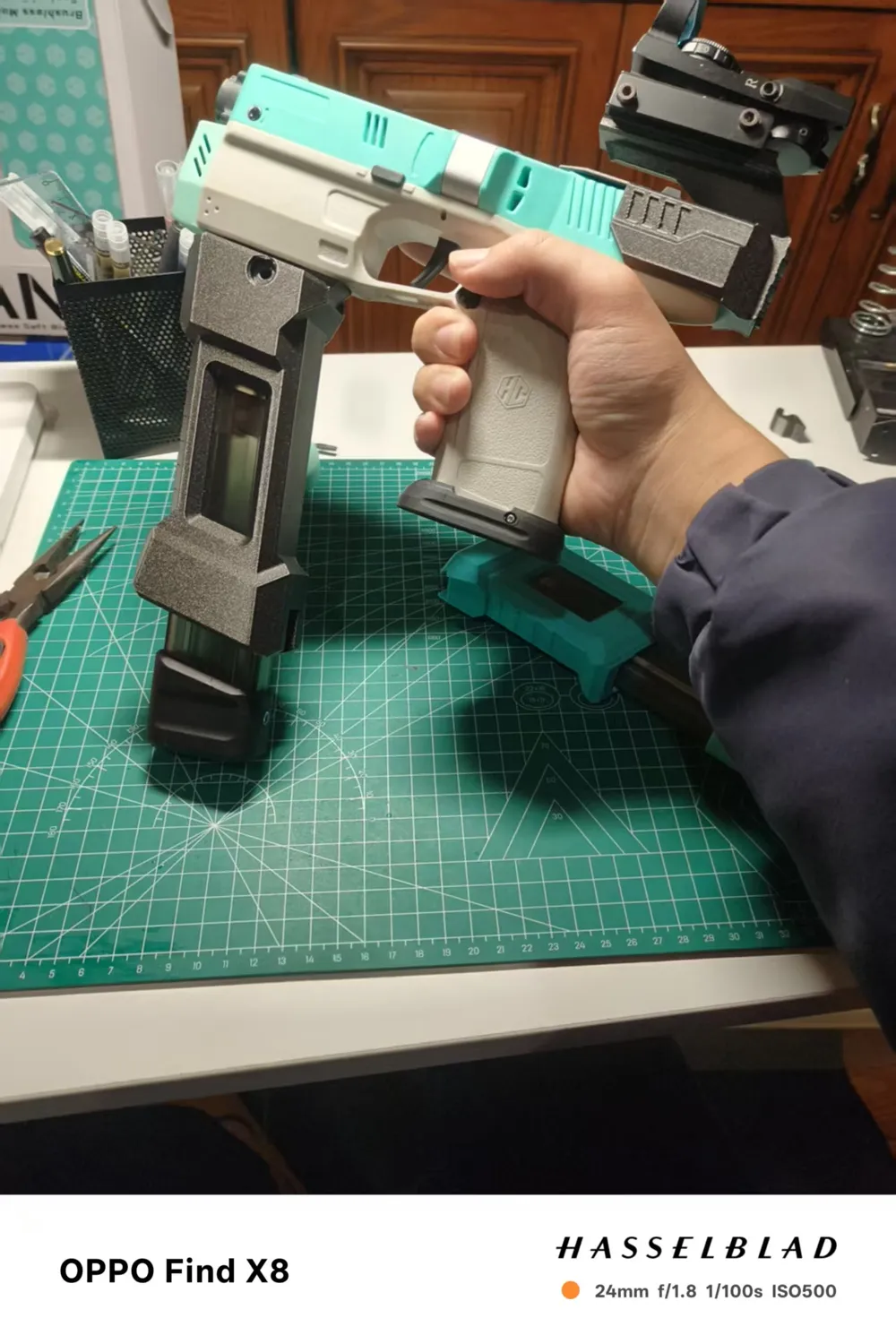 VESPER-Diana Magazine Grip Alan - Free 3D Print Model - MakerWorld