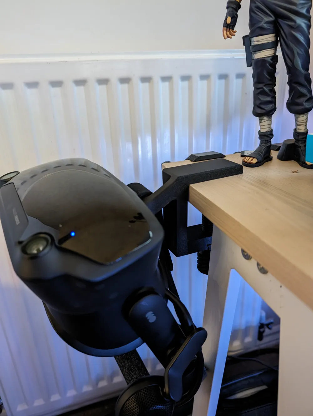 Valve Index hook - desk mount v2 Remixed by mikeyriot171 - MakerWorld