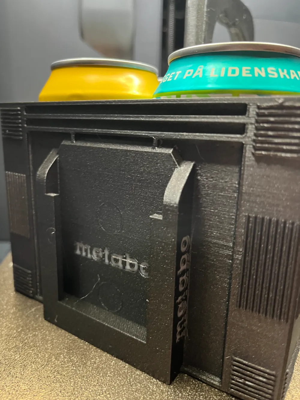 Metabo Battery Beer Case Remixed by Howard-DK - MakerWorld