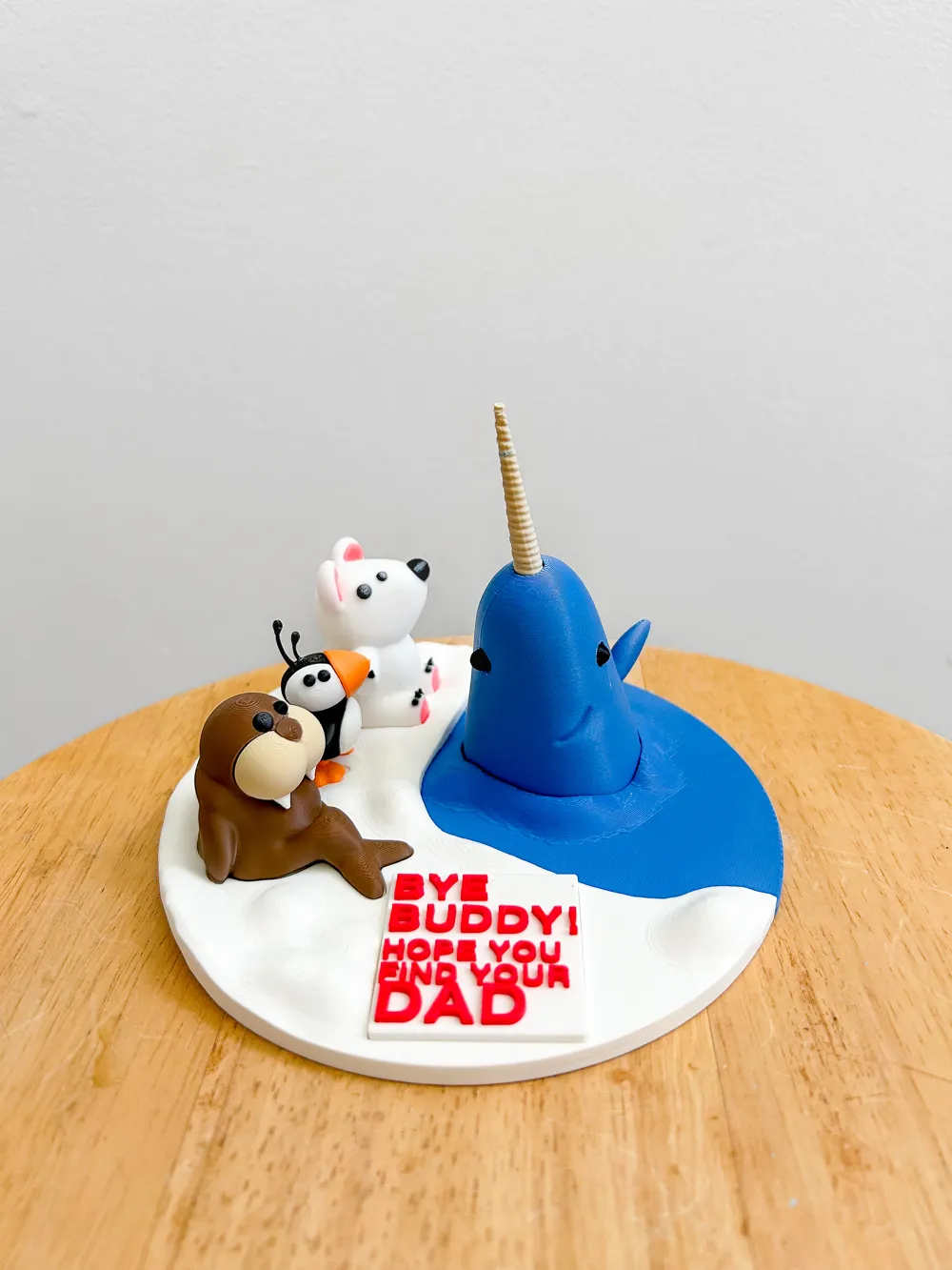 Bye Buddy Diorama from Elf - Non AMS - Free 3D Print Model - MakerWorld
