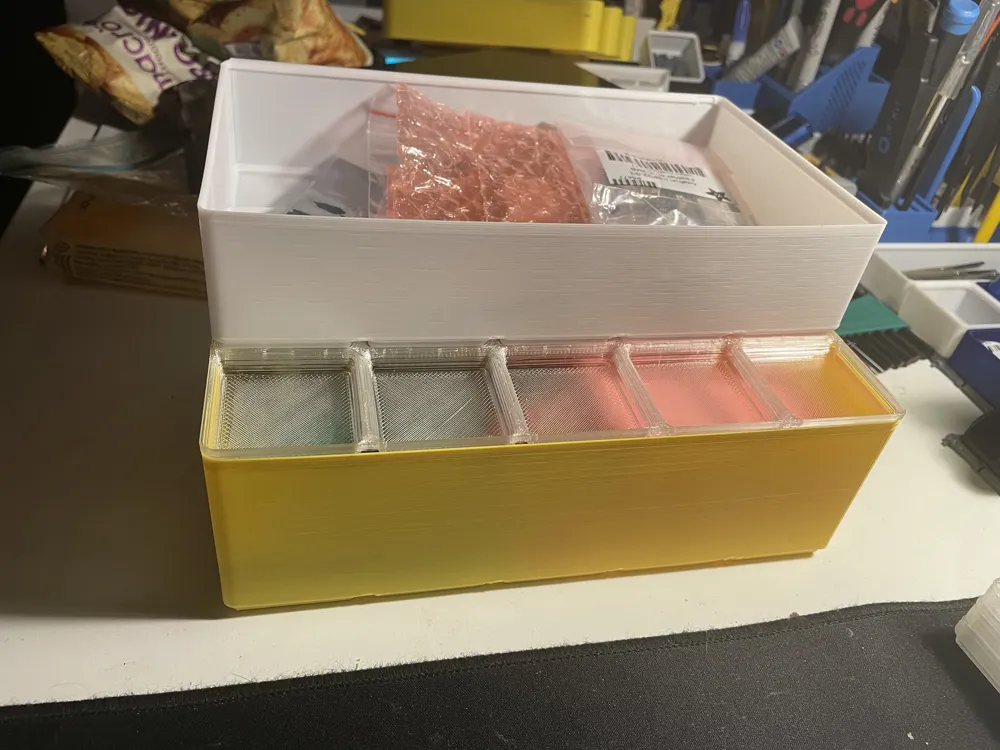 Gridfinity Stackable Lids - Parametric by jsinkersMakerWorld: Download ...