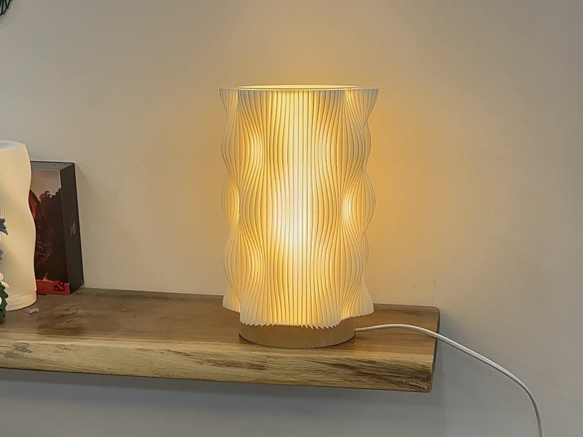 Wavy Elegance Lamp for bambu Led Lamp 001 (MH001) - Free 3D Print Model ...
