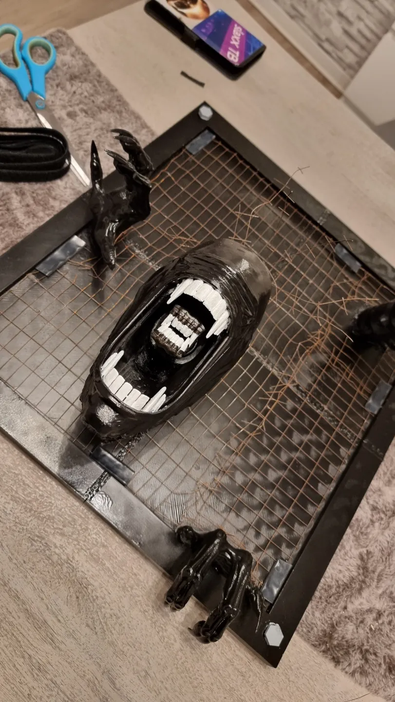 remix Ceiling Xenomorph - resize - print from app Remixed by slaxxTB ...