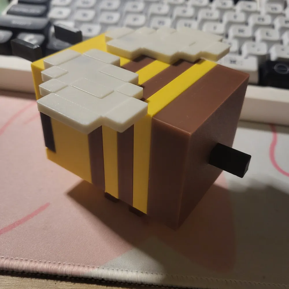 Minecraft Bee, several parts, works without AMS by deigge - MakerWorld
