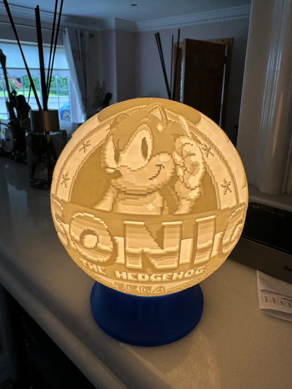 Sonic the Hedgehog Lithophane lamp - Free 3D Print Model - MakerWorld