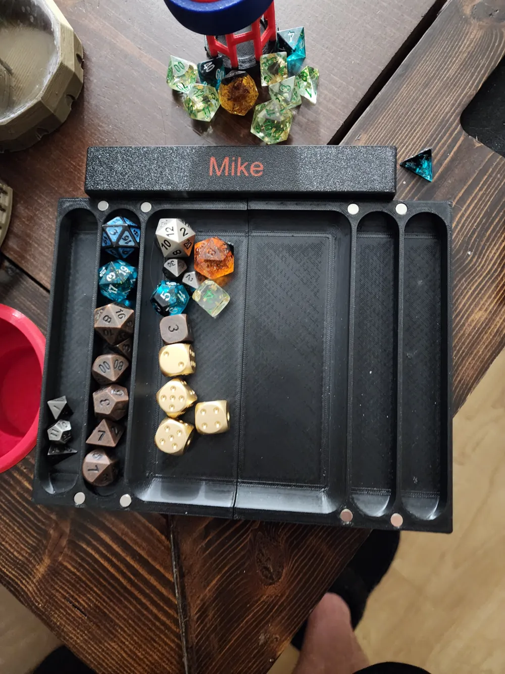 Dice Box with DnD Logo - Free 3D Print Model - MakerWorld