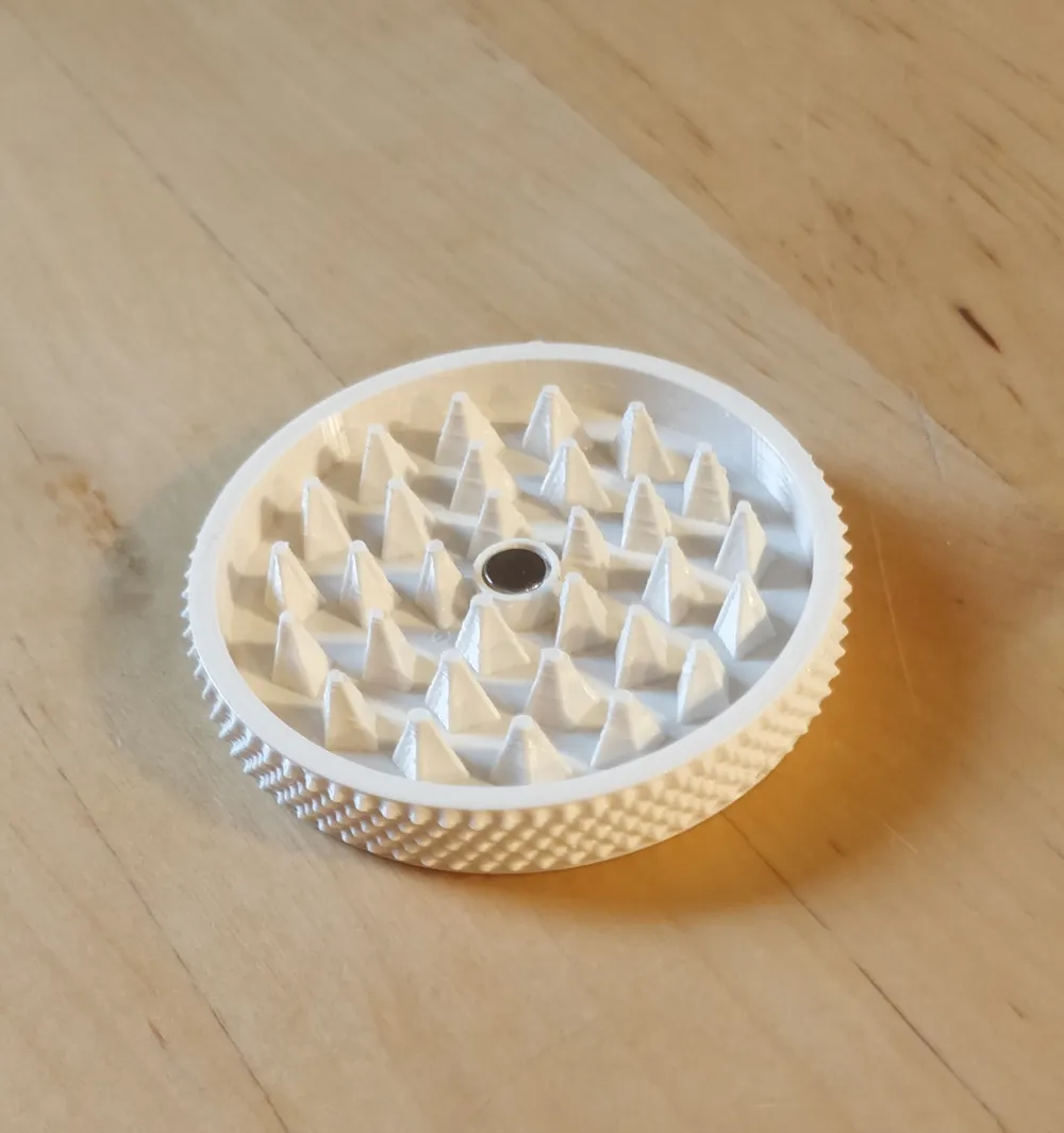 Grinder / Crusher - Free 3D Print Model - MakerWorld