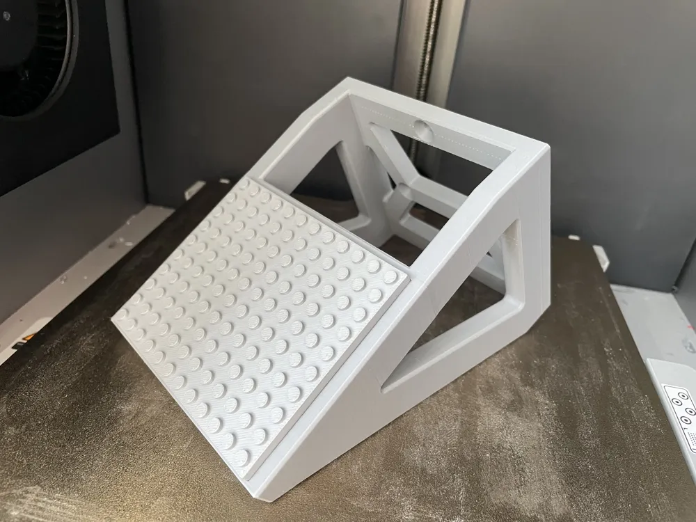 Building Block Wall Mount by NautilosPrints MakerWorld: Download Free ...