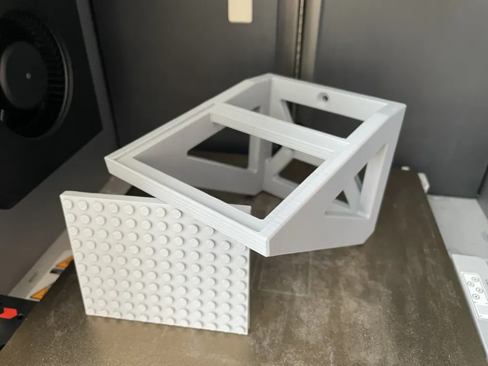 Building Block Wall Mount by NautilosPrints MakerWorld: Download Free ...