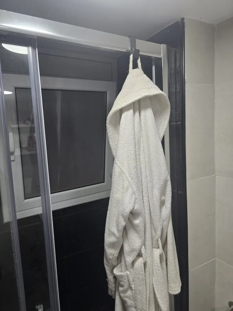 Wide shower screen hanger - Free 3D Print Model - MakerWorld