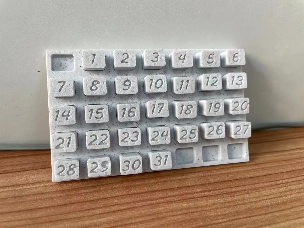 Movable type printing calendar by Jakko Cobain - MakerWorld