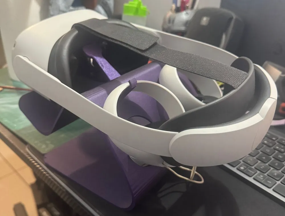 Oculus Quest 2 stand remix by ismmon1980 - MakerWorld
