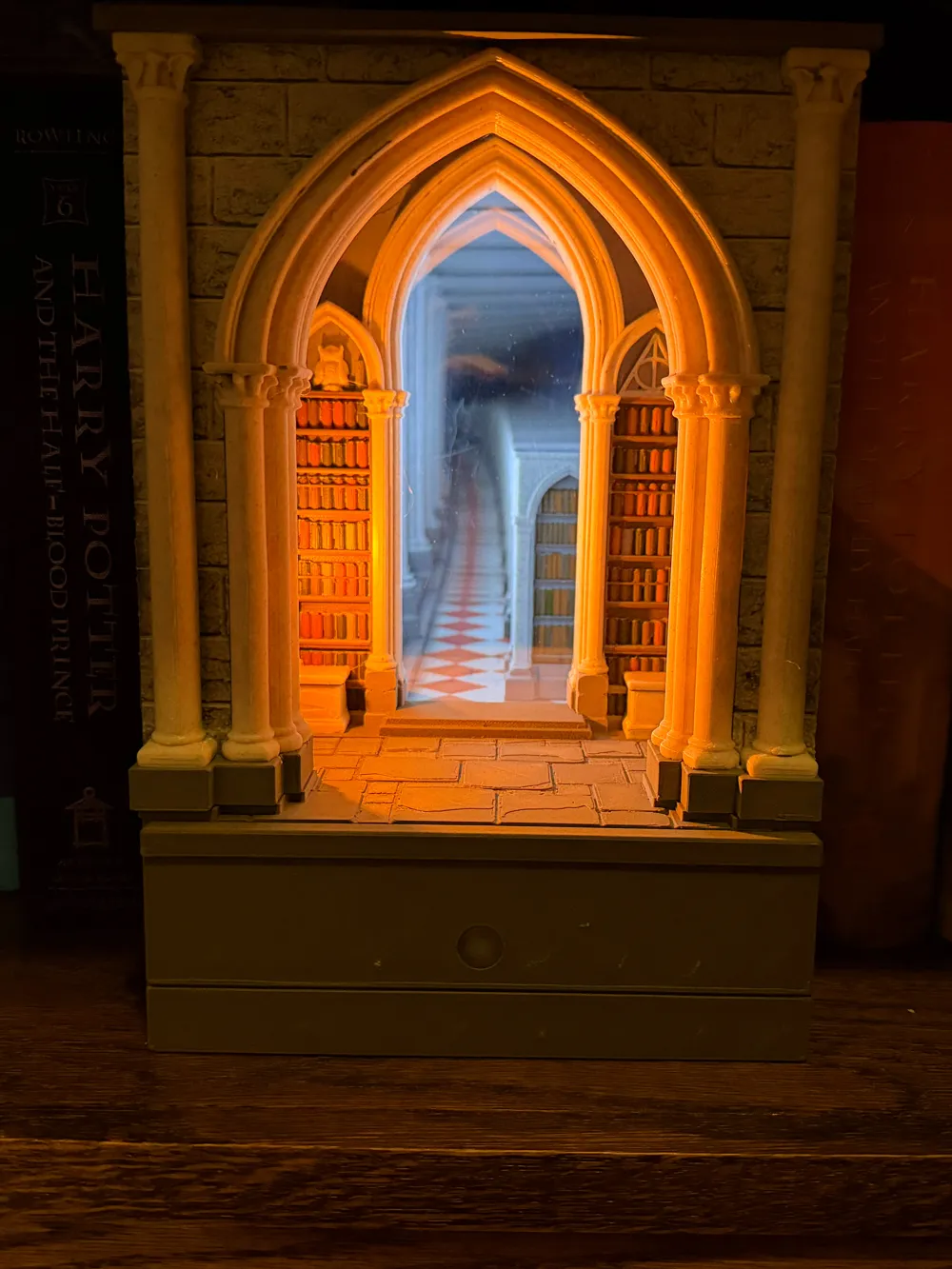 The Infinite Archive - Gothic Infinity Book Nook - Free 3D Print Model ...