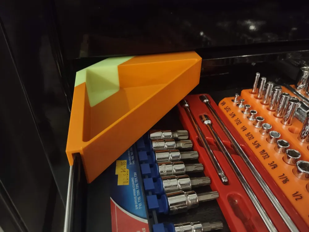 Snap-on toolbox corner tray - Free 3D Print Model - MakerWorld