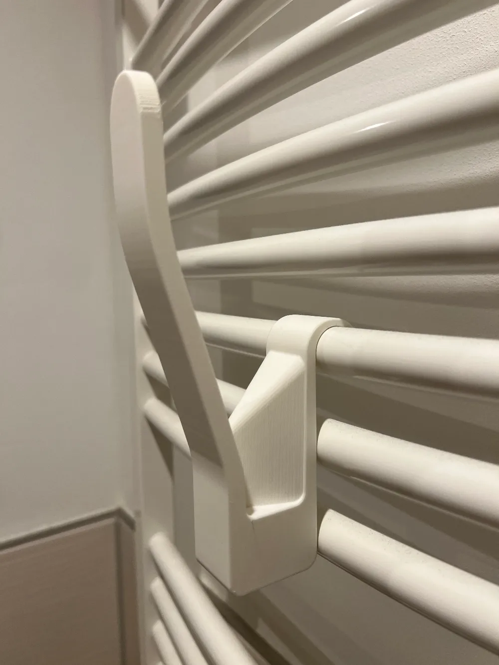 Shoe Hanger for Bathroom Radiator by NikWe - MakerWorld