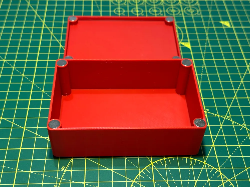 Box with magnets by TwoRivers MakerWorld: Download Free 3D Models