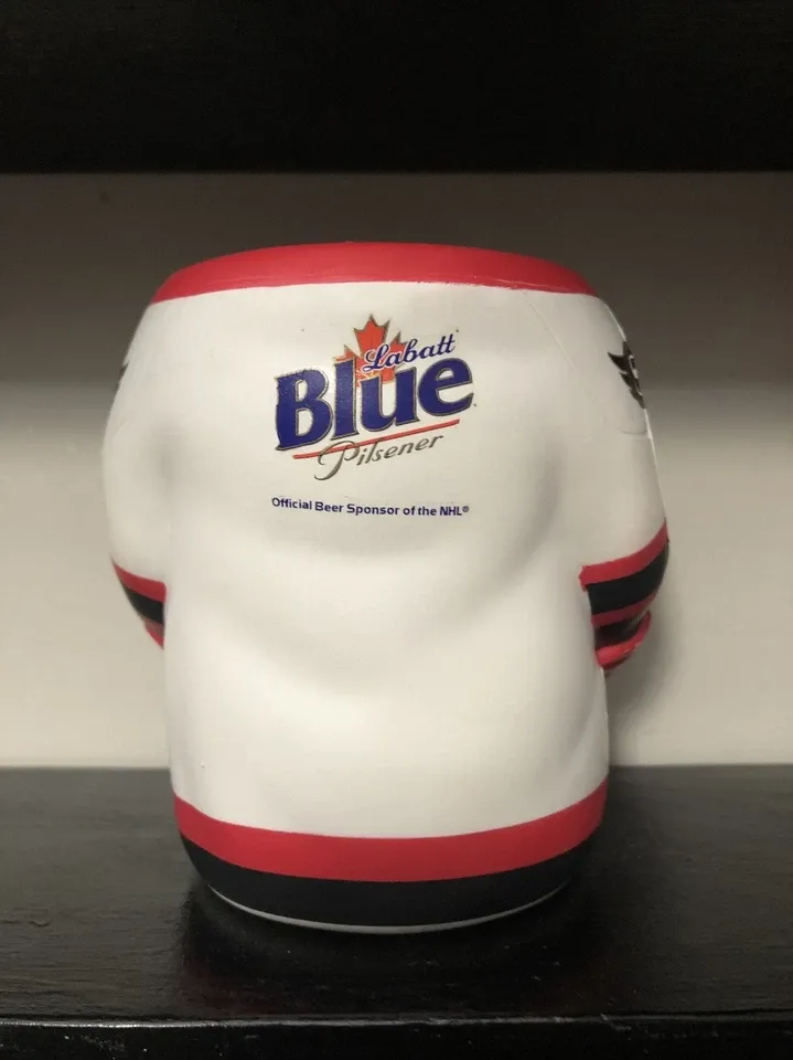 Hockey Jersey Can Coozie - Free 3D Print Model - MakerWorld