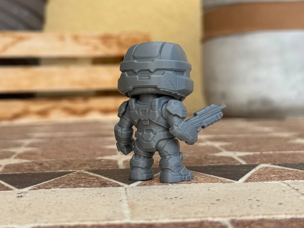Master Chief Chibi w Weapon - Free 3D Print Model - MakerWorld