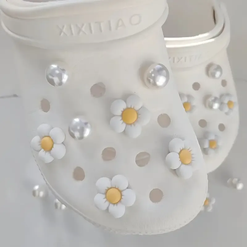 Flower Croc Charm (Multi-/Single color) by ThemeParkBoy - MakerWorld