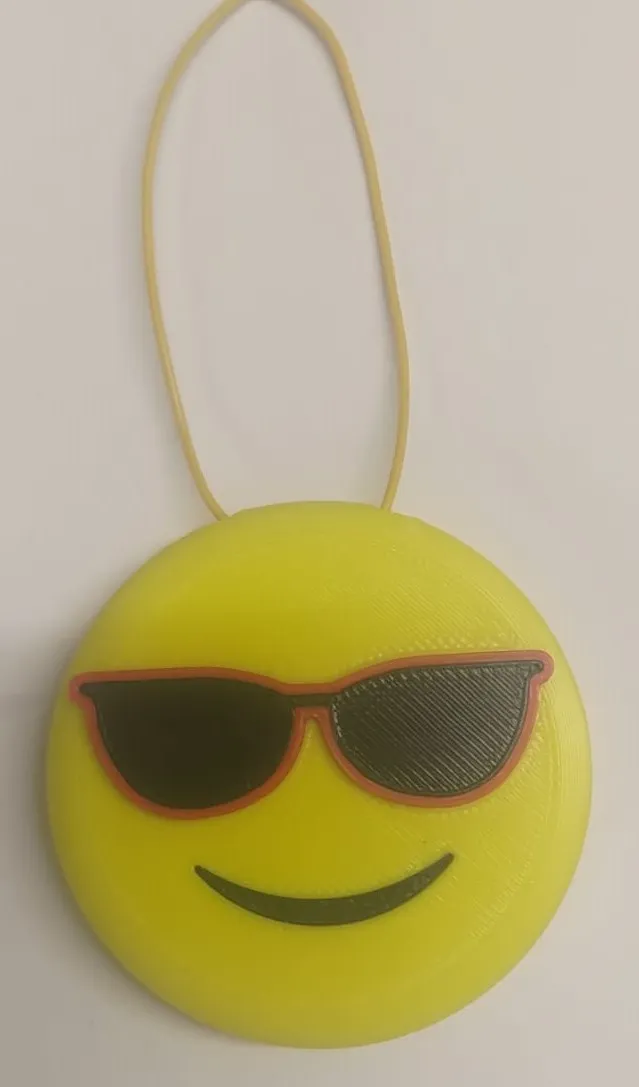 Emoji smiley with glasses by Lucky3D - MakerWorld