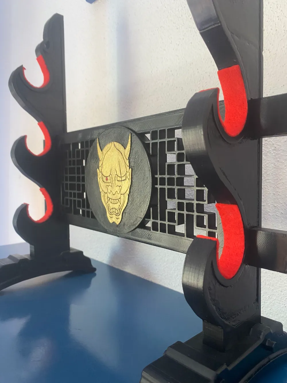 Triple Katana Stand (Demon Zoro version) (A1 mini) - Free 3D Print ...