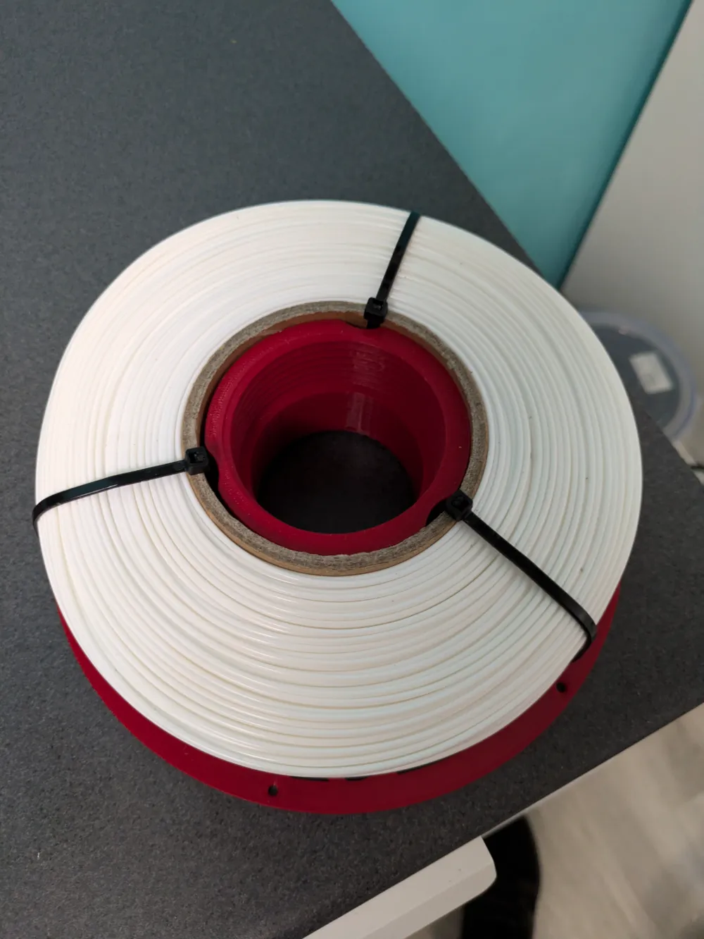 Reusable spool by BionicBanana - MakerWorld
