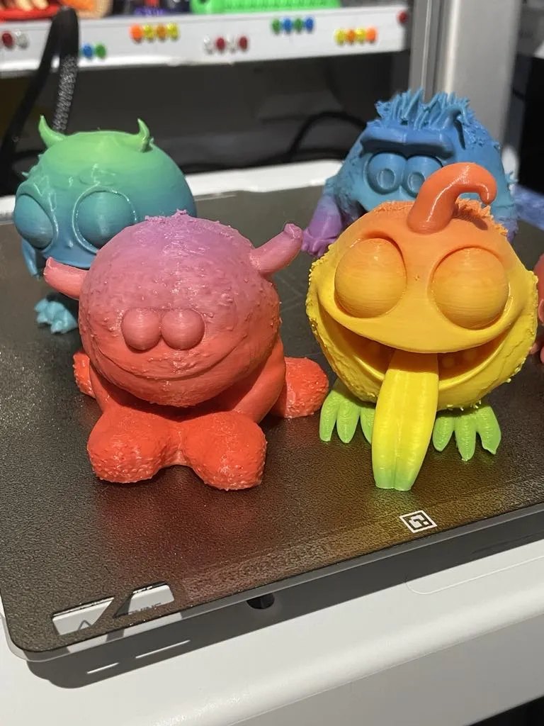 Big Eyed Blob Alien Pets (series 1) by Mark MakerWorld: Download Free ...