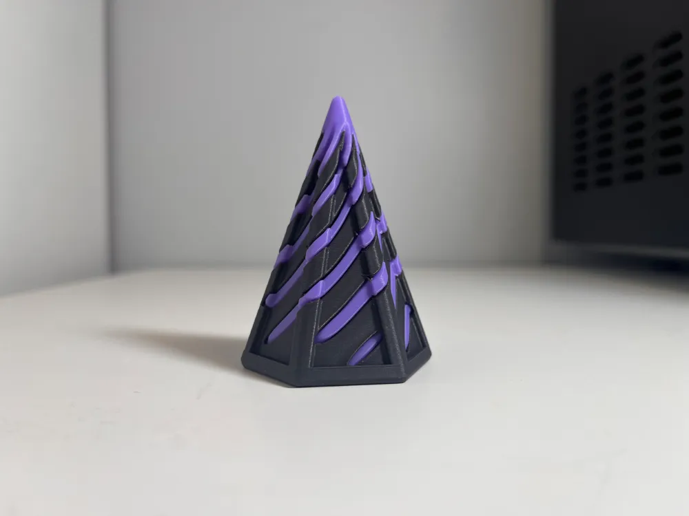 Fidget 4D Pyramid - Impossible Passthrough by F.E. Designs - MakerWorld