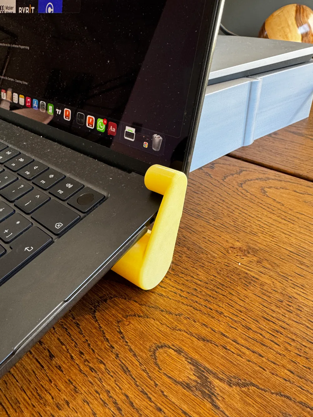 Laptop Risers by 𝓒𝓲𝓹𝓻𝓲𝓪𝓷𝓲 𝟑𝓓𝓮𝓼𝓲𝓰𝓷 ™️ Cipriani 3Design MakerWorld ...