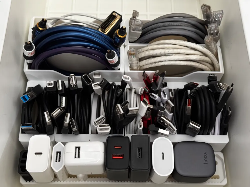 Gridfinity USB Charger Holder Remixed by bigest - MakerWorld