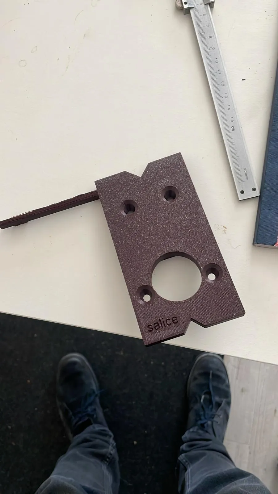 hinge jig with removable spacers by sassicasasrls MakerWorld: Download ...