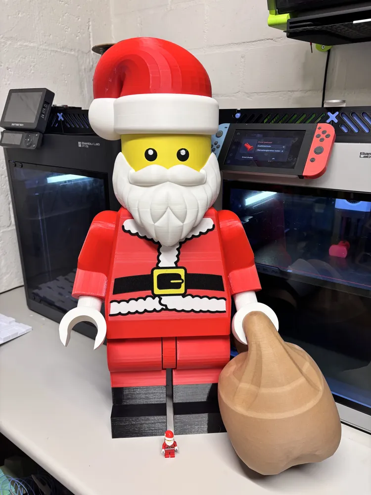 60cm Santa Claus 300% Bricks Style - Free 3D Print Model - MakerWorld