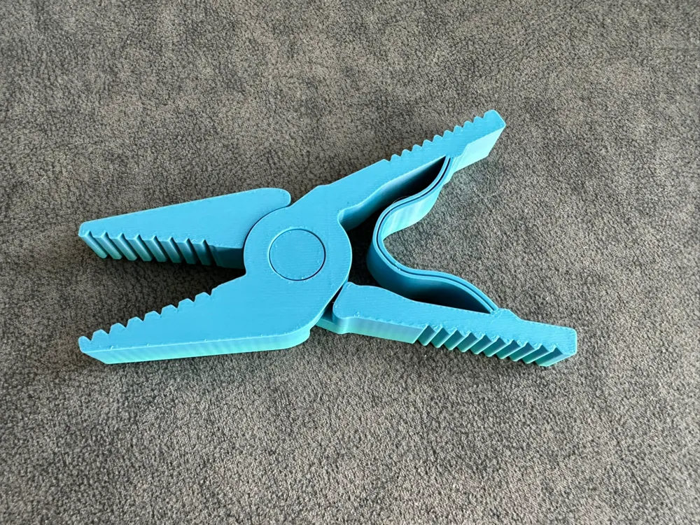 Classic Clamp Print in place - Free 3D Print Model - MakerWorld