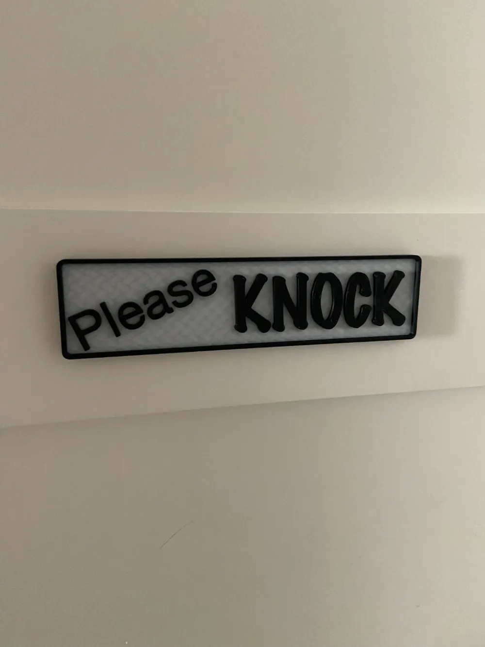 Please knock door sign by Drewdrew32 - MakerWorld