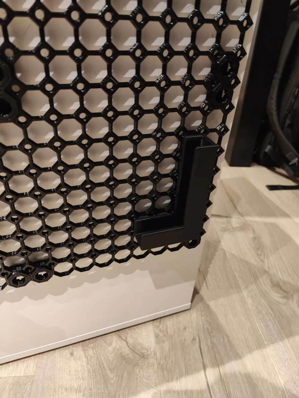 Multiconnect Laptop Holder - Free 3D Print Model - MakerWorld
