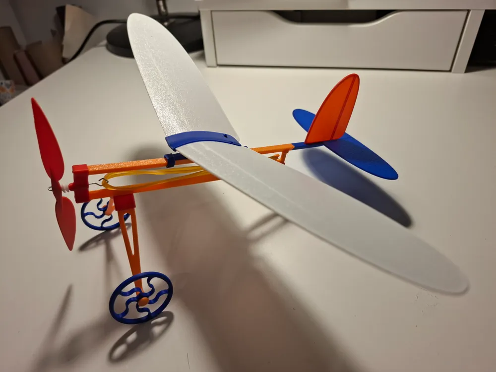 Wind-up aircraft "Chucha" by Arty_SC MakerWorld: Download Free 3D Models