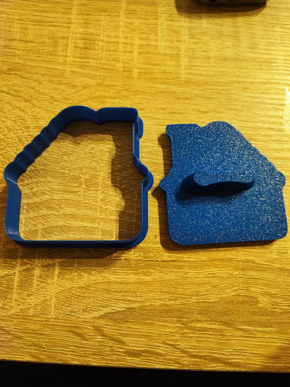 House cookie cutter by Ferrykalina - MakerWorld