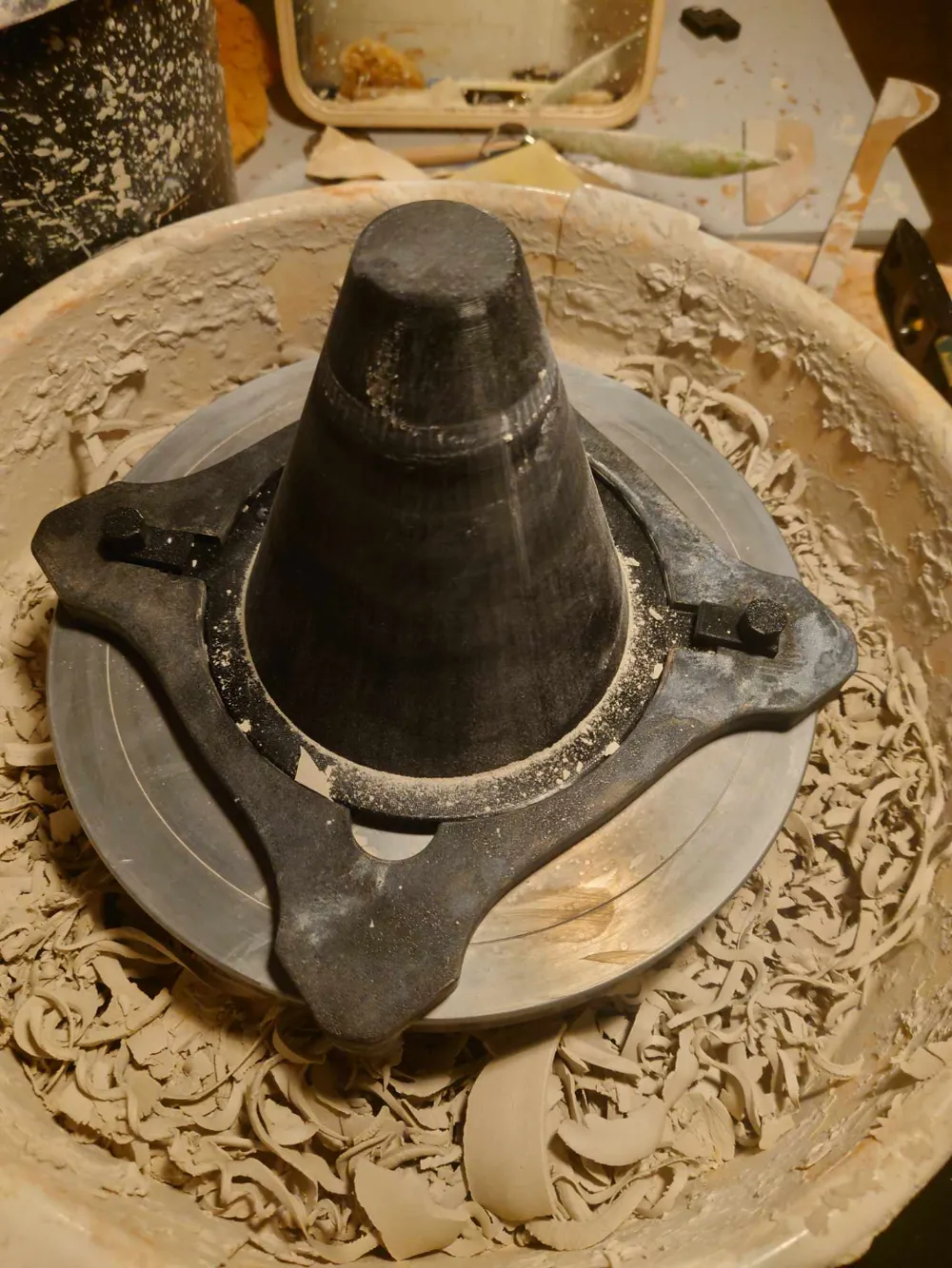 Pottery bat and chuck system - Free 3D Print Model - MakerWorld