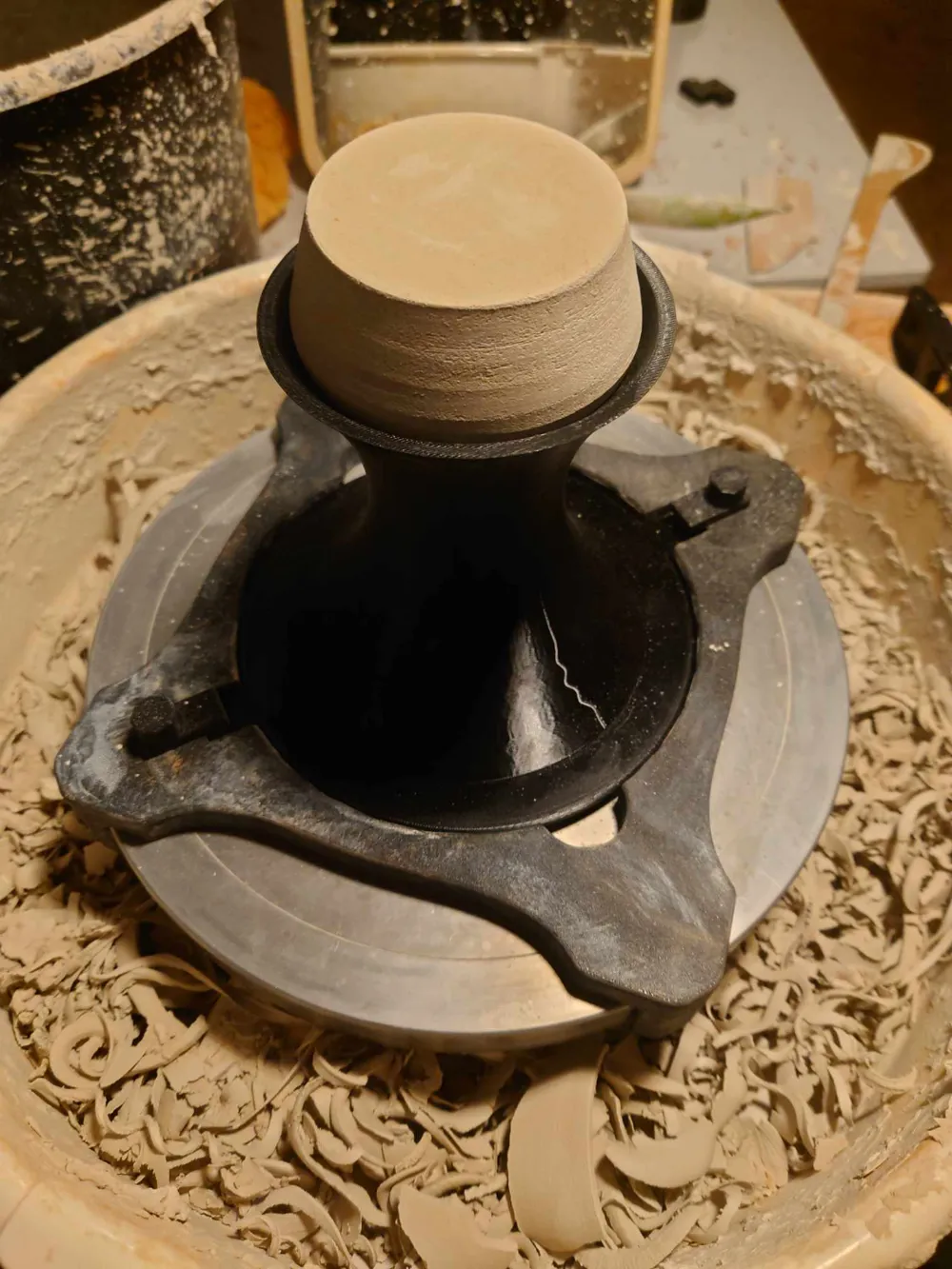 Pottery bat and chuck system by moist MakerWorld: Download Free 3D Models