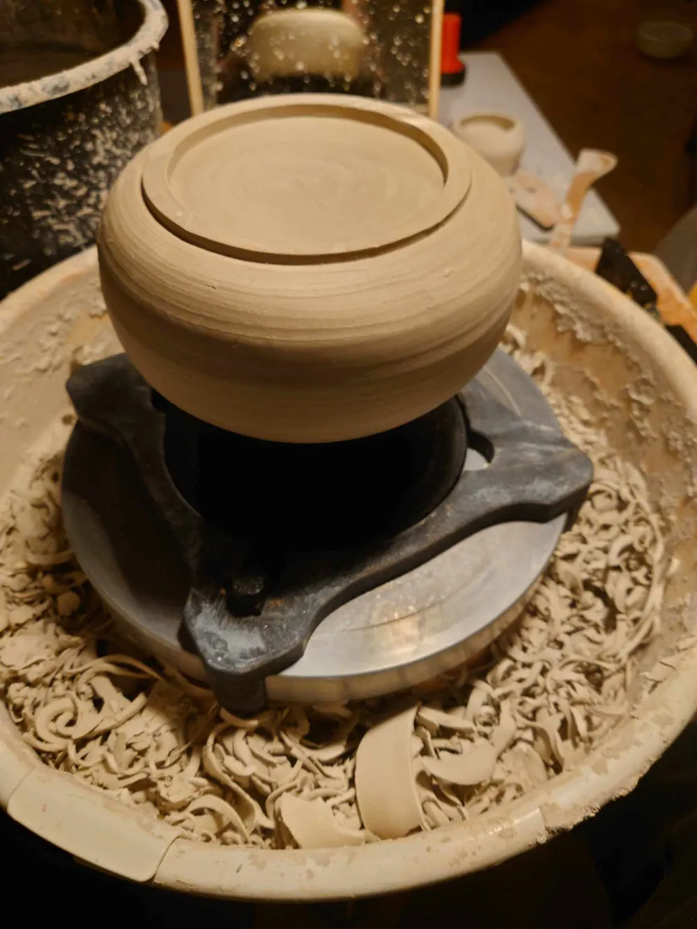 Pottery bat and chuck system by moist MakerWorld: Download Free 3D Models