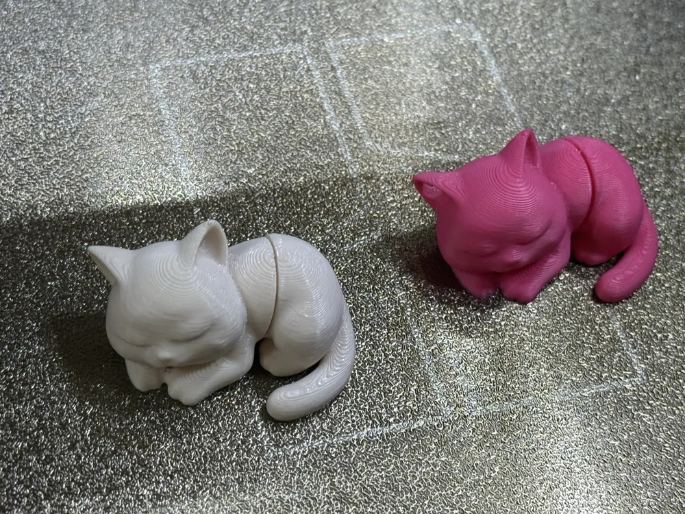 Articulated Sleeping Cat – Cute Fidget Buddy - Free 3D Print Model ...