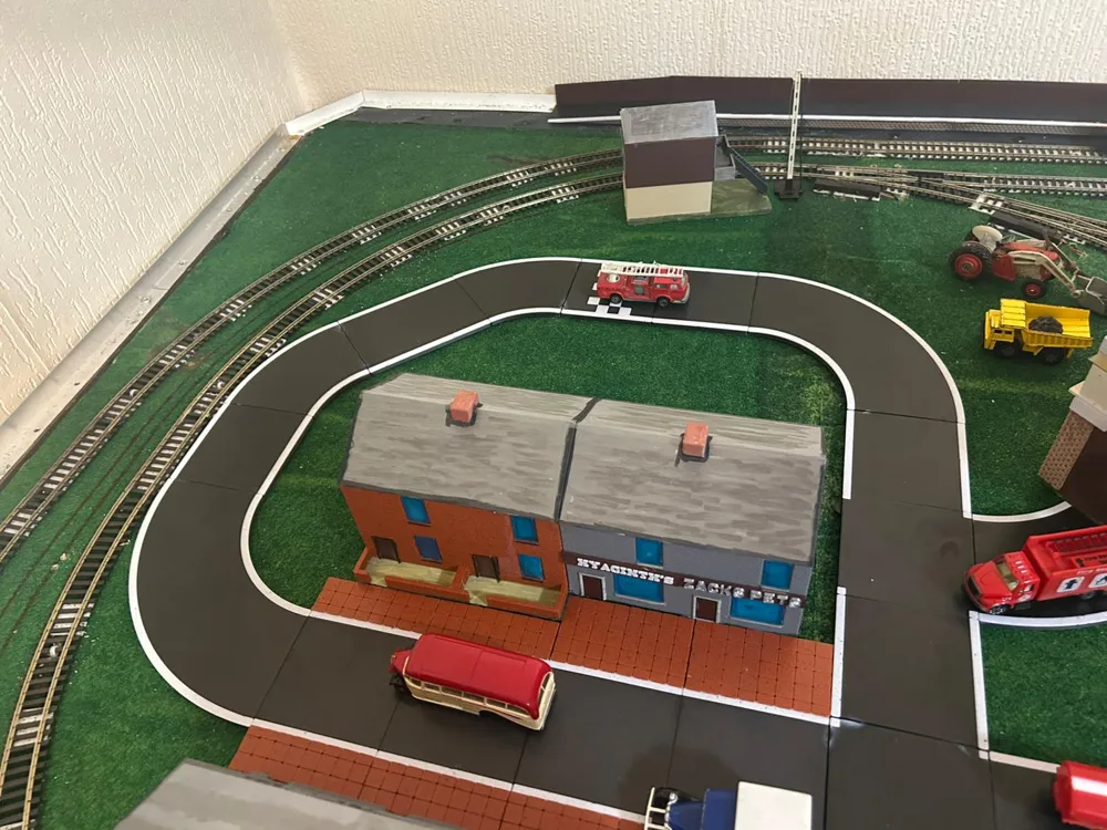 Spur OO 5 Fuß x 4 Fuß Anlage Gebäude für meinen Opa – Kostenloses 3D ...